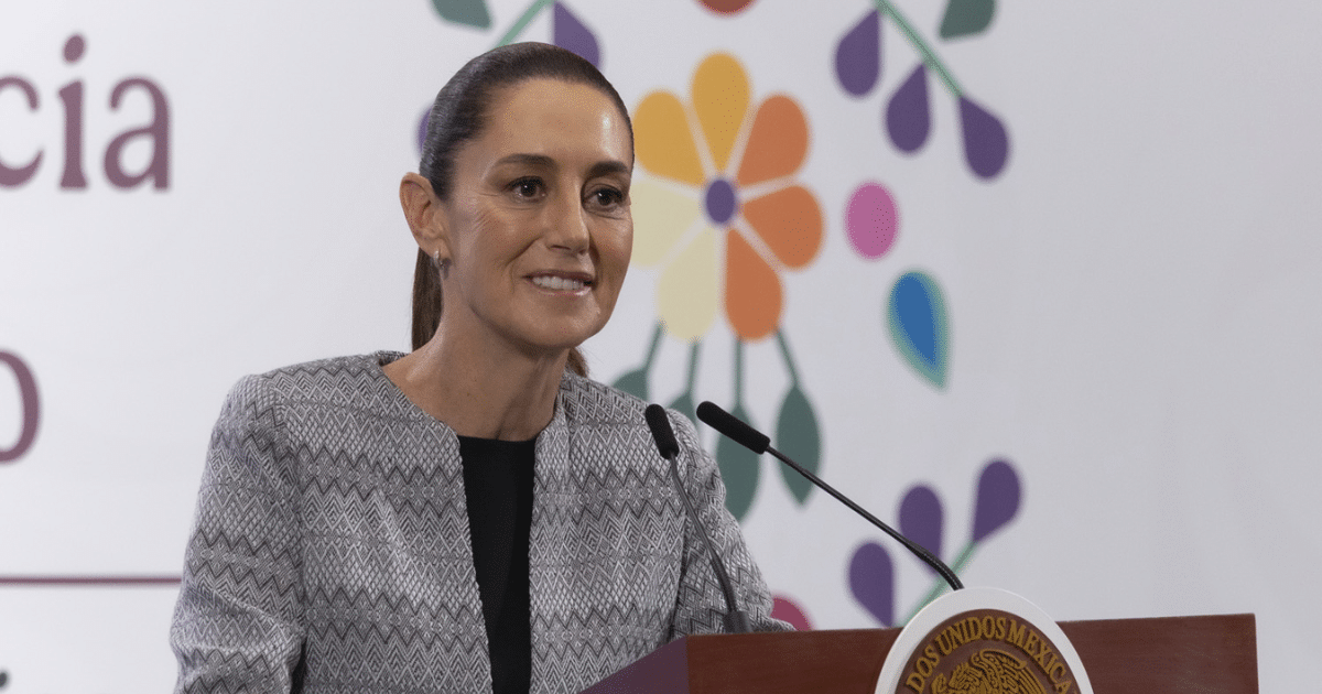 Presidenta Claudia Sheinbaum, firma decretos para facilitar la movilidad de maestras y maestros ...